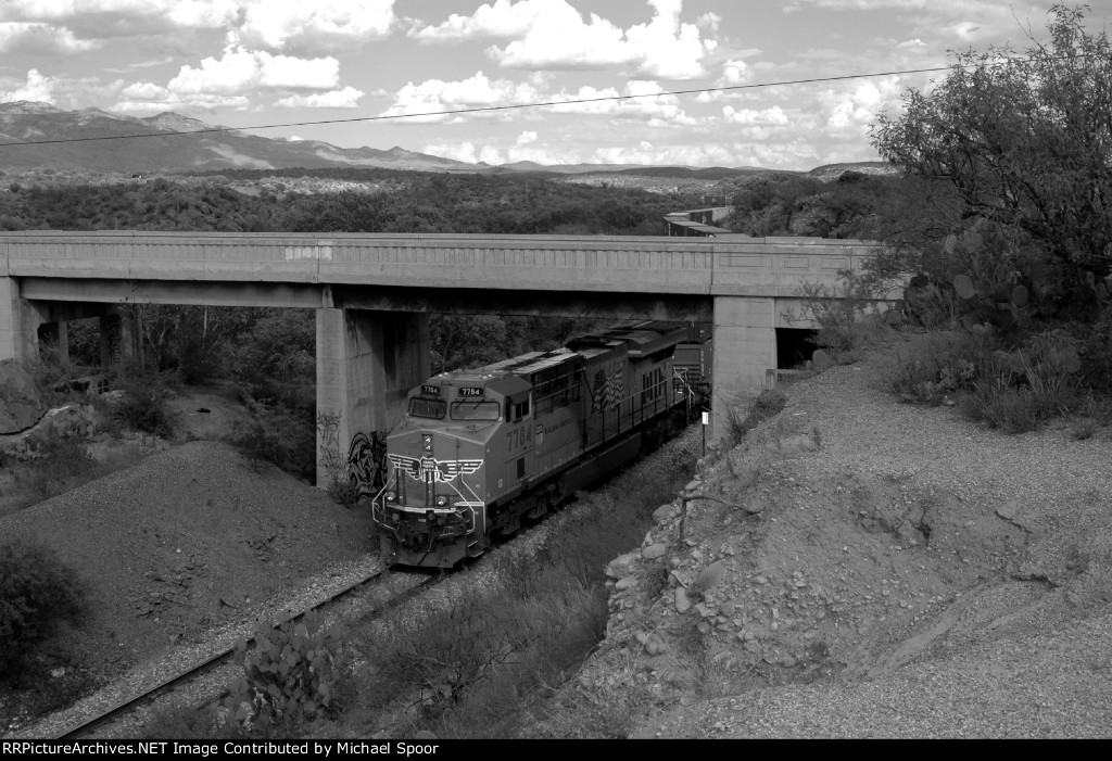 UP ES44AC 7784 at Vail AZ on 14 Sep 13